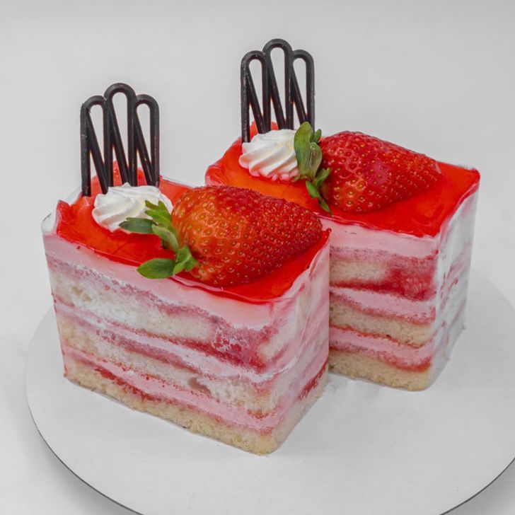 Strawberry Slice Cakes Delivery in Croydon – Cakeforestlondon
